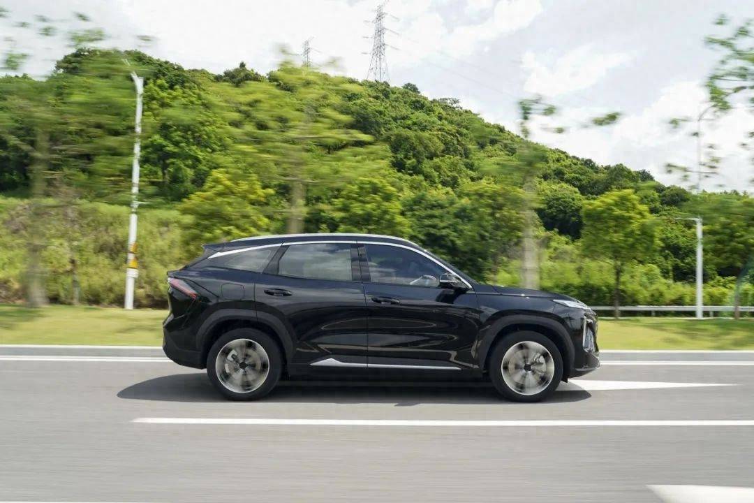 启辰大VDD-i插混对比银河L7 谁才是13万级插混SUV性价比之王？_搜狐汽车_搜狐网