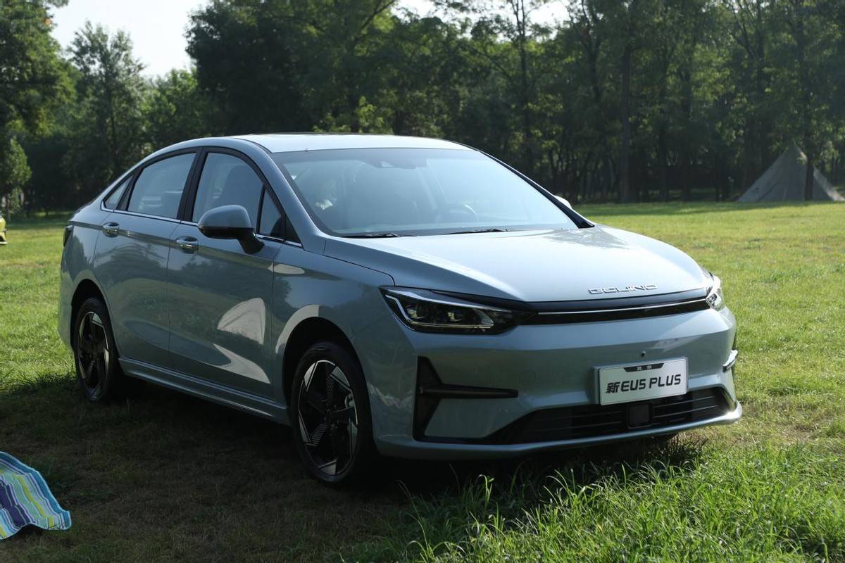 新魔方、新X7、EU5 PLUS 总有一款满足你的开学季_搜狐汽车_搜狐网