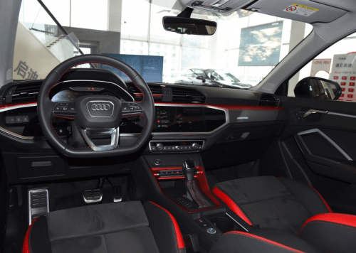 奥迪Q3和凯迪拉克全新XT4,谁是适合家庭的“5A”豪华SUV?_搜狐汽车_搜狐网