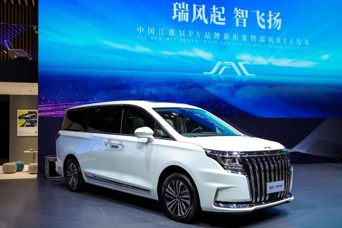 首款3DHT的智能电混MPV，1200KM续航只是常规操作_搜狐汽车_搜狐网