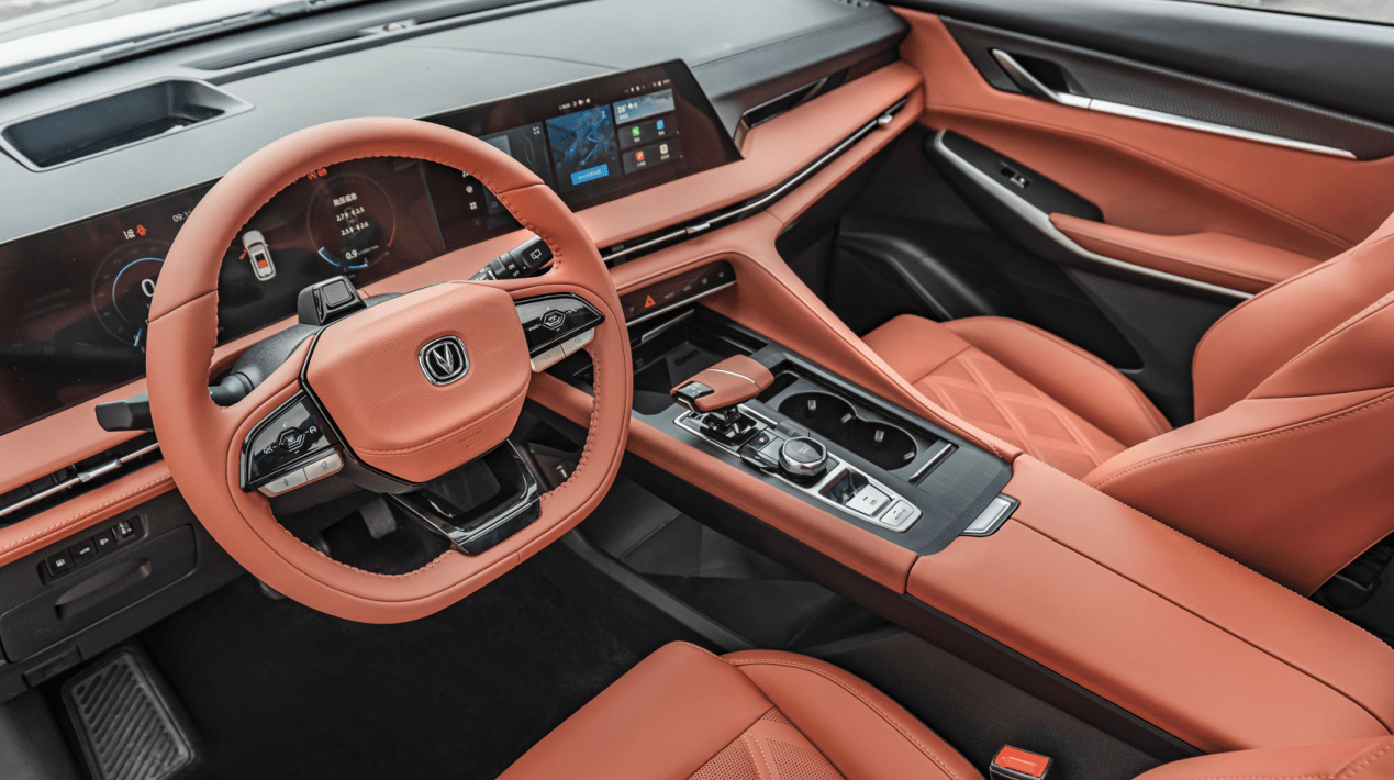 蓝鲸动力+爱信8AT，长安第三代CS75PLUS高能还原“使徒行者”名场面_搜狐汽车_搜狐网