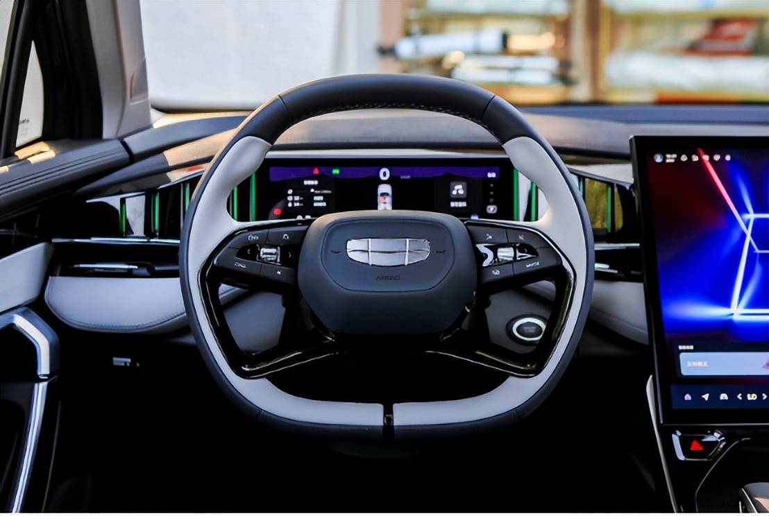 吉利博越L荣耀版：颜值升级，配置丰富，驾驶体验再提升_搜狐汽车_搜狐网