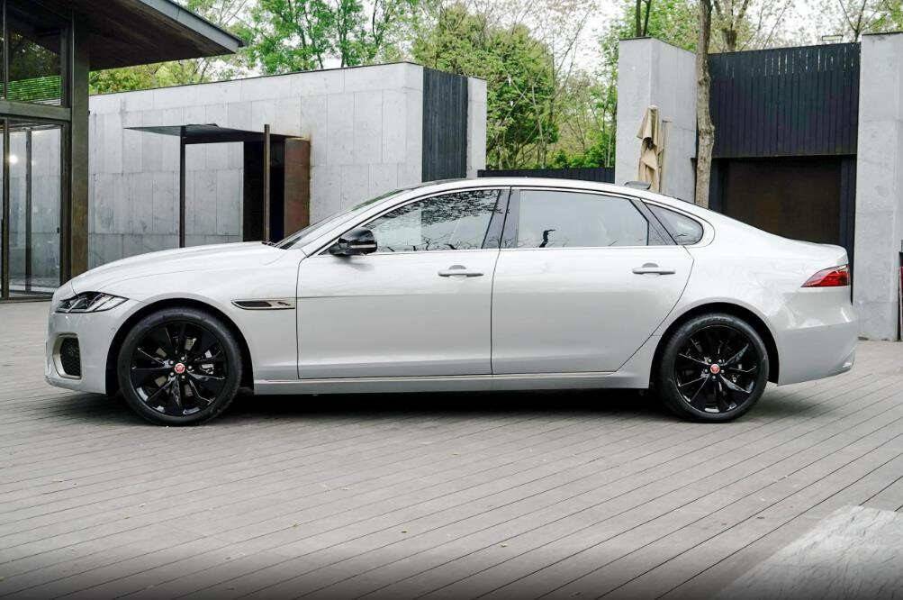 捷豹再放大招，降幅14万多，标配2.0T+8AT，捷豹XFL为何不火？_搜狐汽车_搜狐网