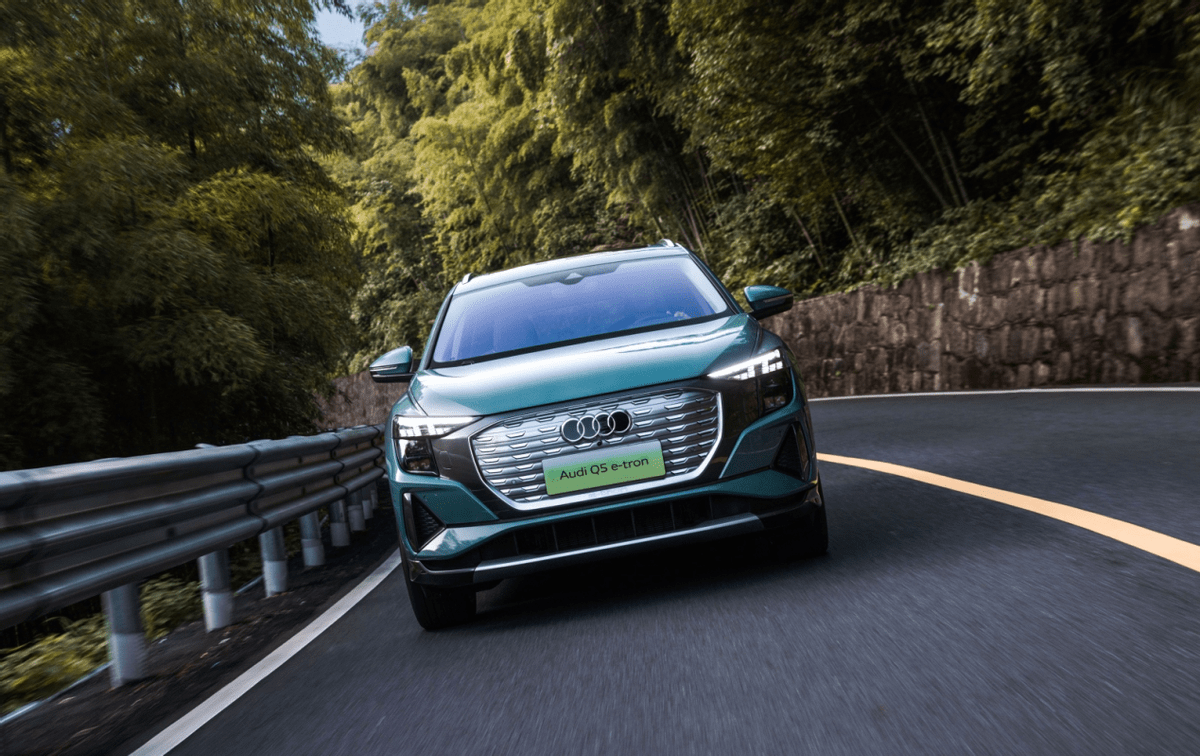 奥迪最大纯电SUV，上汽奥迪进取大使杨颖携手Q5etron探索未知风景_搜狐汽车_搜狐网