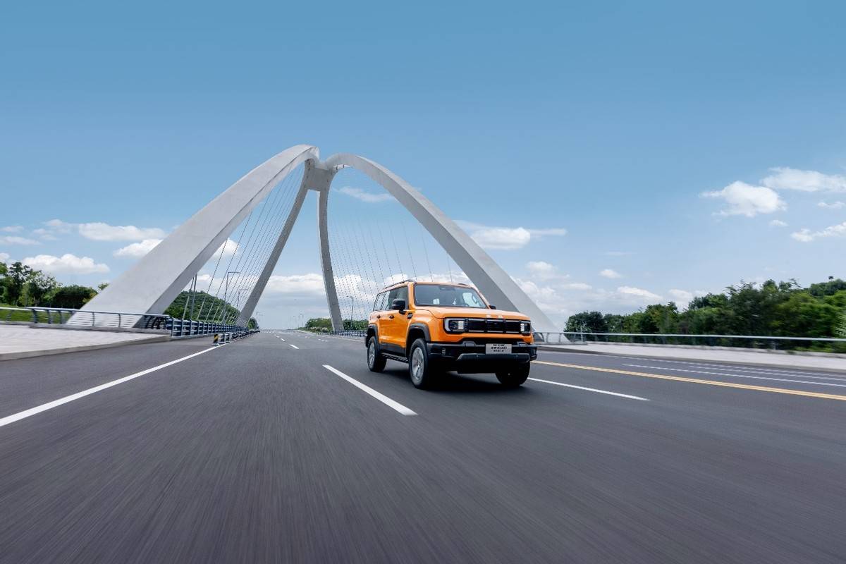 全新BJ40 10月17日开启预售，硬派设计融入潮流感_搜狐汽车_搜狐网