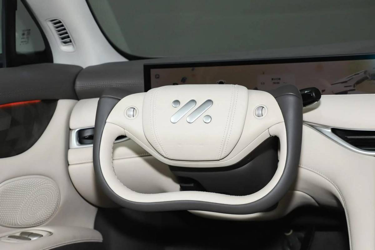 智己拿出诚意，中大型SUV，21.49万起，智己LS6该咋选？_搜狐汽车_搜狐网