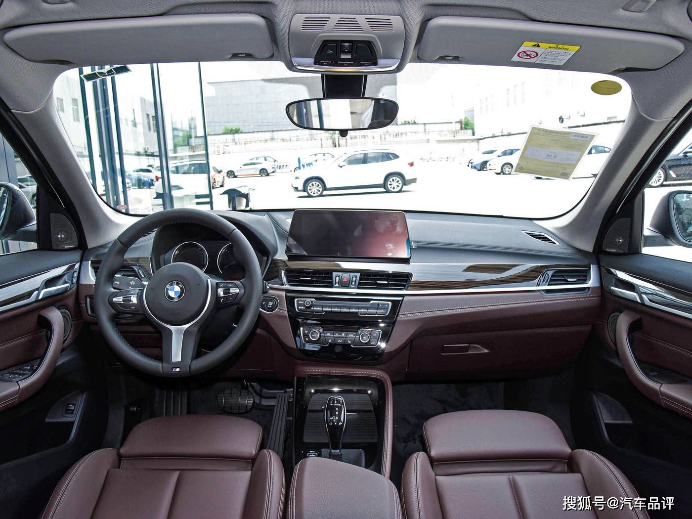 豪华紧凑型SUV怎么选？奔驰GLB对比宝马X1和奥迪Q3_搜狐汽车_搜狐网