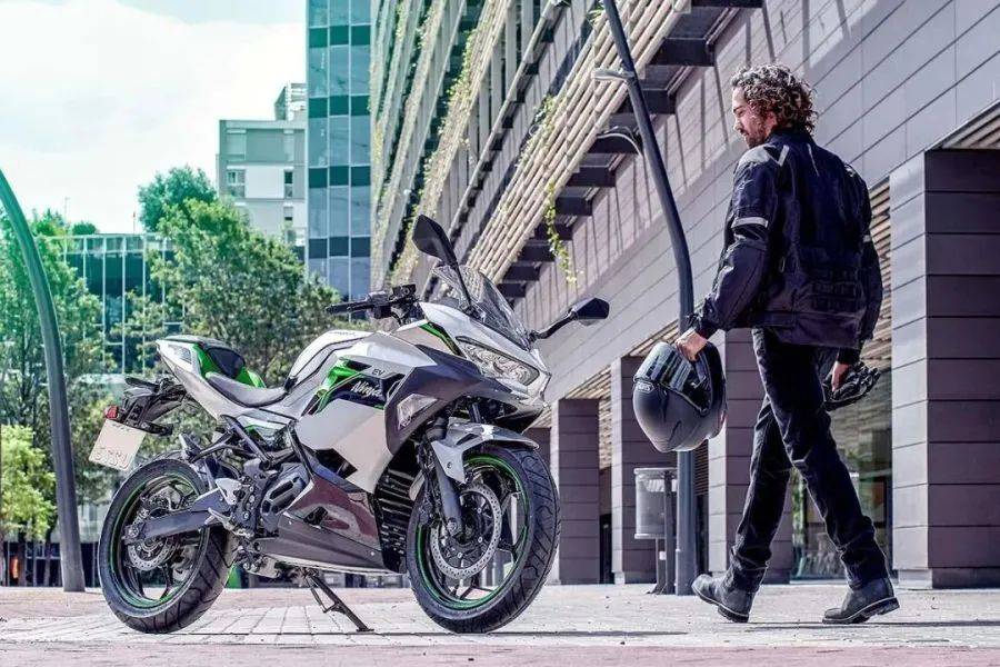 电动忍者摩托车川崎Ninja E-1国内申报认证！电动之旅的极速时代是否已经到来_搜狐汽车_搜狐网