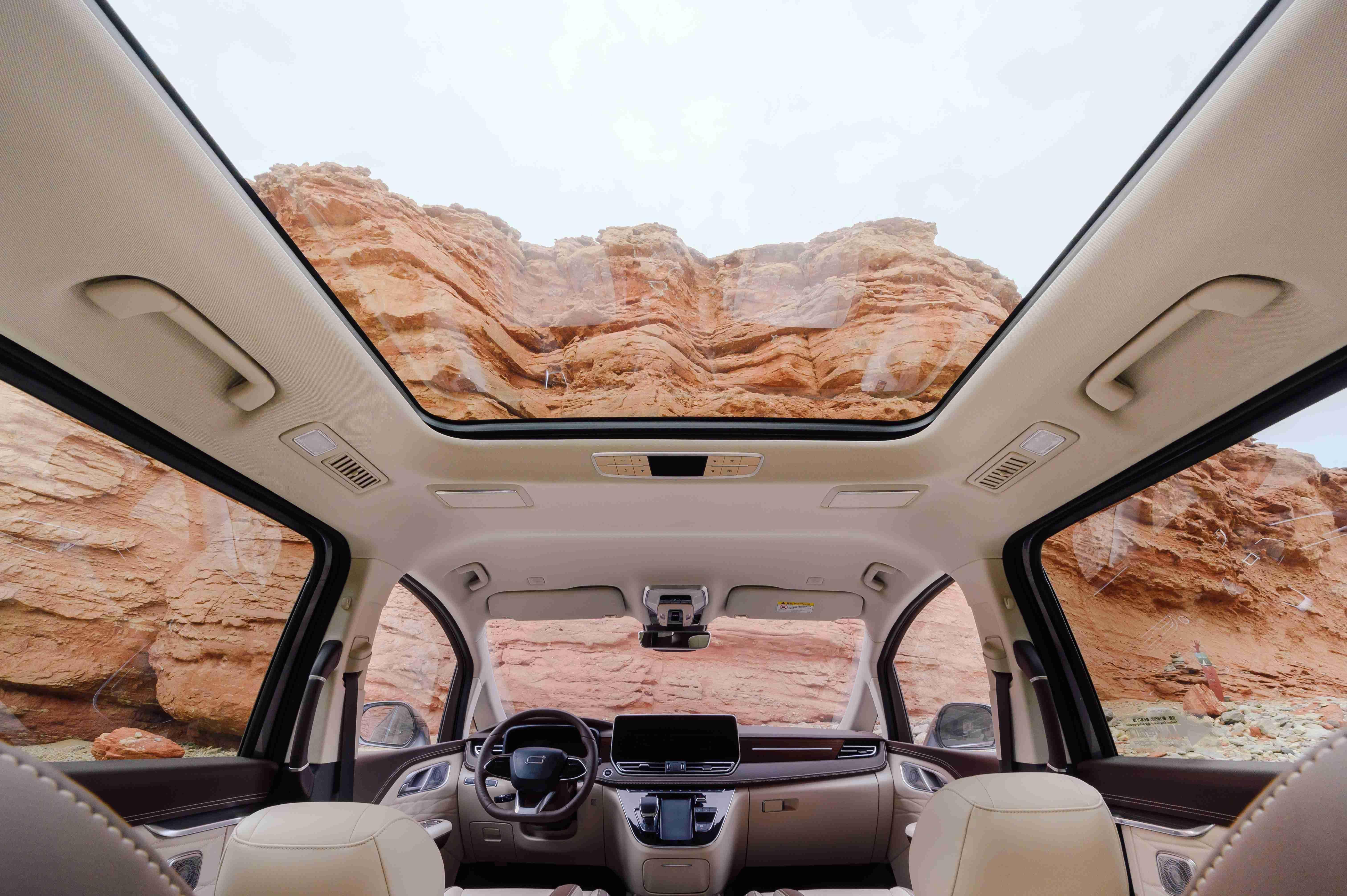 “新世代全能MPV”奔腾M9选车指南，首推2.0T尊享型_搜狐汽车_搜狐网