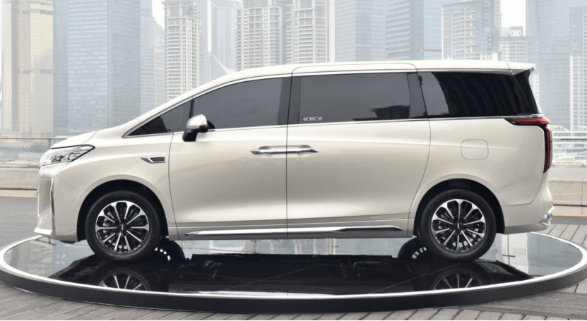 车长5.4米的行政加长版MPV，40万，值吗？_搜狐汽车_搜狐网