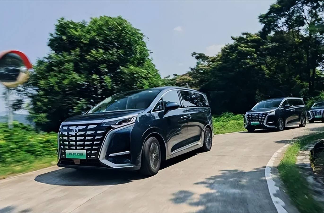 当魏牌高山MPV遇上腾势D9，谁才是家用MPV最优选？_搜狐汽车_搜狐网