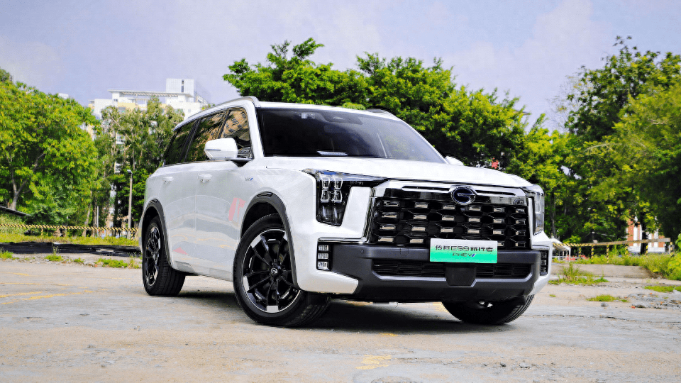 理想L8平替，传祺ES9车价便宜10万，养车能省6千/年？_搜狐汽车_搜狐网