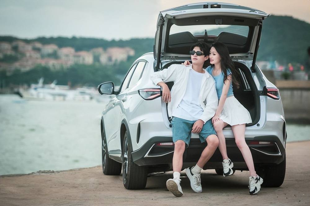 自驾游主打的就是一个有趣，解锁长安欧尚X5PLUS智慧座舱的N种玩法！_搜狐汽车_搜狐网