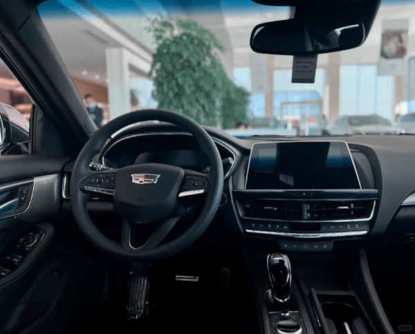 凯迪拉克CT5、奥迪A4L和迈腾PK，谁是你的梦想之车？_搜狐汽车_搜狐网