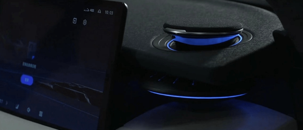 8K大屏+8295芯片，吉利银河E8亮相，开启纯电旗舰轿车新时代！_搜狐汽车_搜狐网