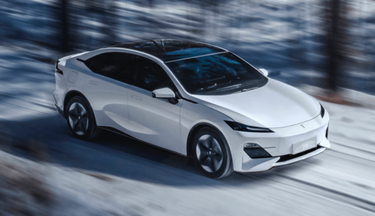 皮薄馅大，零跑C01VS深蓝SL03，谁能带来假期舒适出行_搜狐汽车_搜狐网