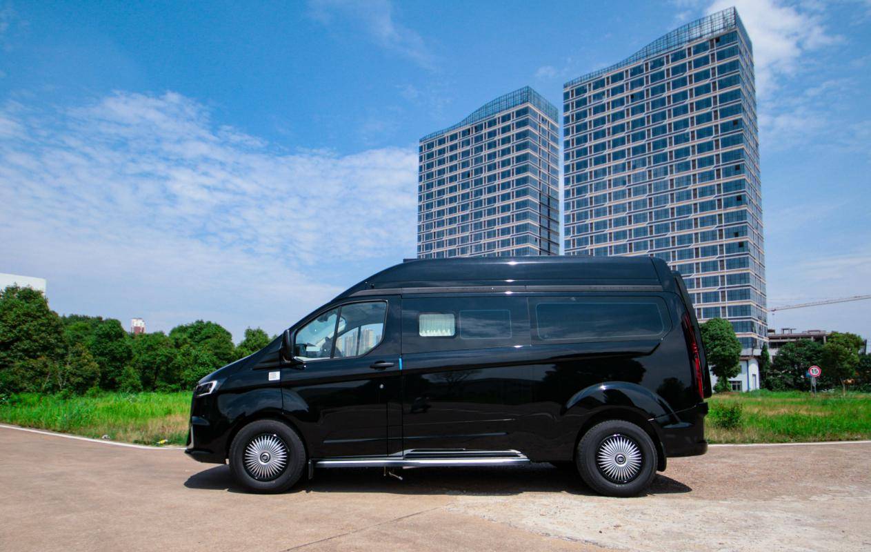 23款福特V362商旅小房车,中轴中顶航空椅+吊床+后置厨卫,趣蜂B680_搜狐汽车_搜狐网