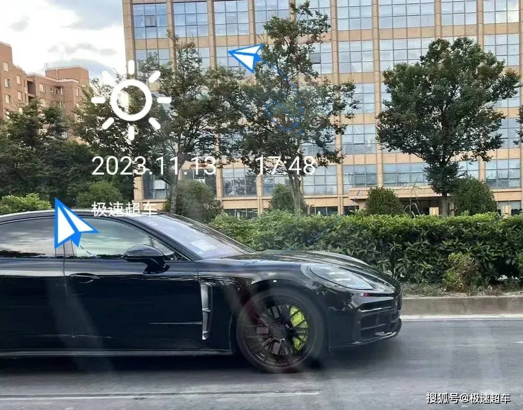 2024保时捷帕拉梅拉来啦，实车相当犀利，内饰变化明显，颜值爆表_搜狐汽车_搜狐网