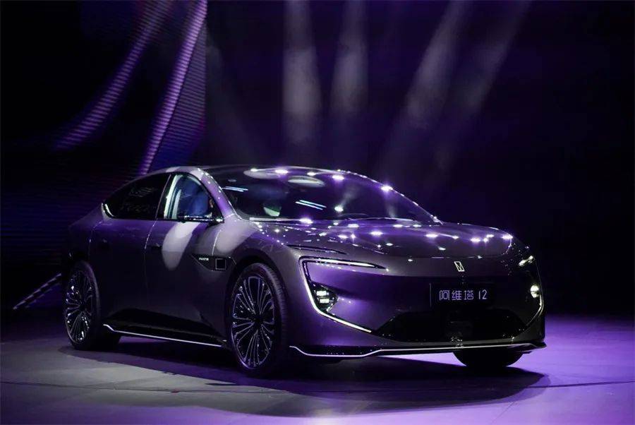 遥遥领先！阿维塔12插入“56E”腹地 豪华轿车选择标准该变了_搜狐汽车_搜狐网