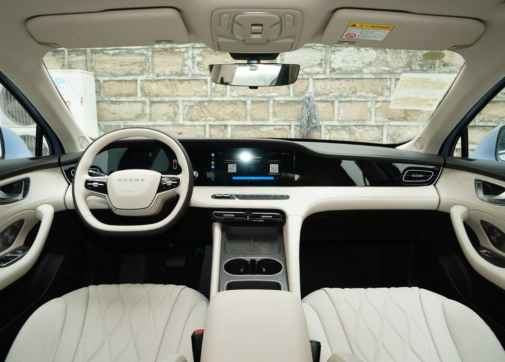 一箱油1400km，还吃粗粮！荣威D7 DMH让用户从省着买到买得值！_搜狐汽车_搜狐网