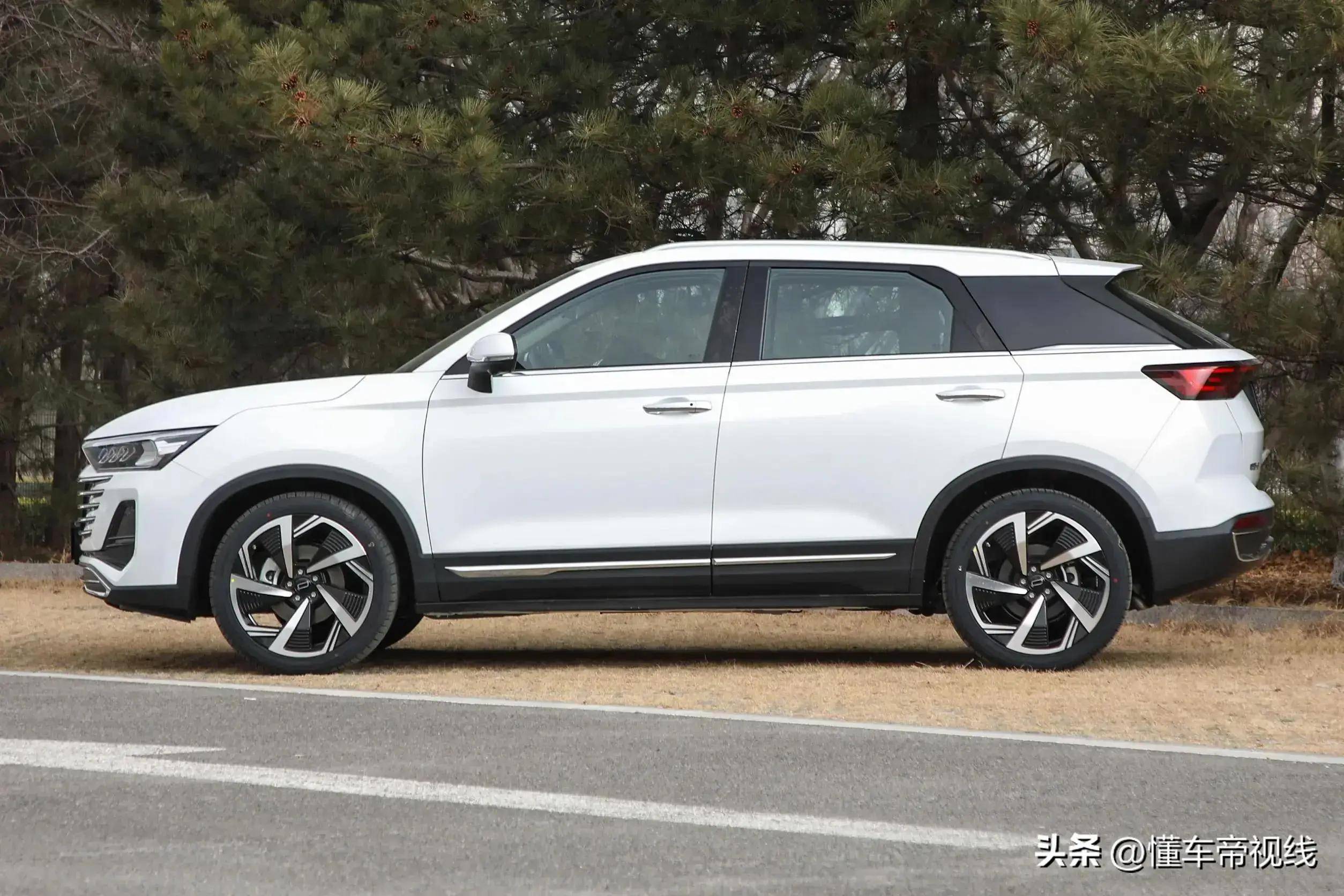 新车｜比老款便宜1.8万，奔腾T77顶配，售12.38万元_搜狐汽车_搜狐网