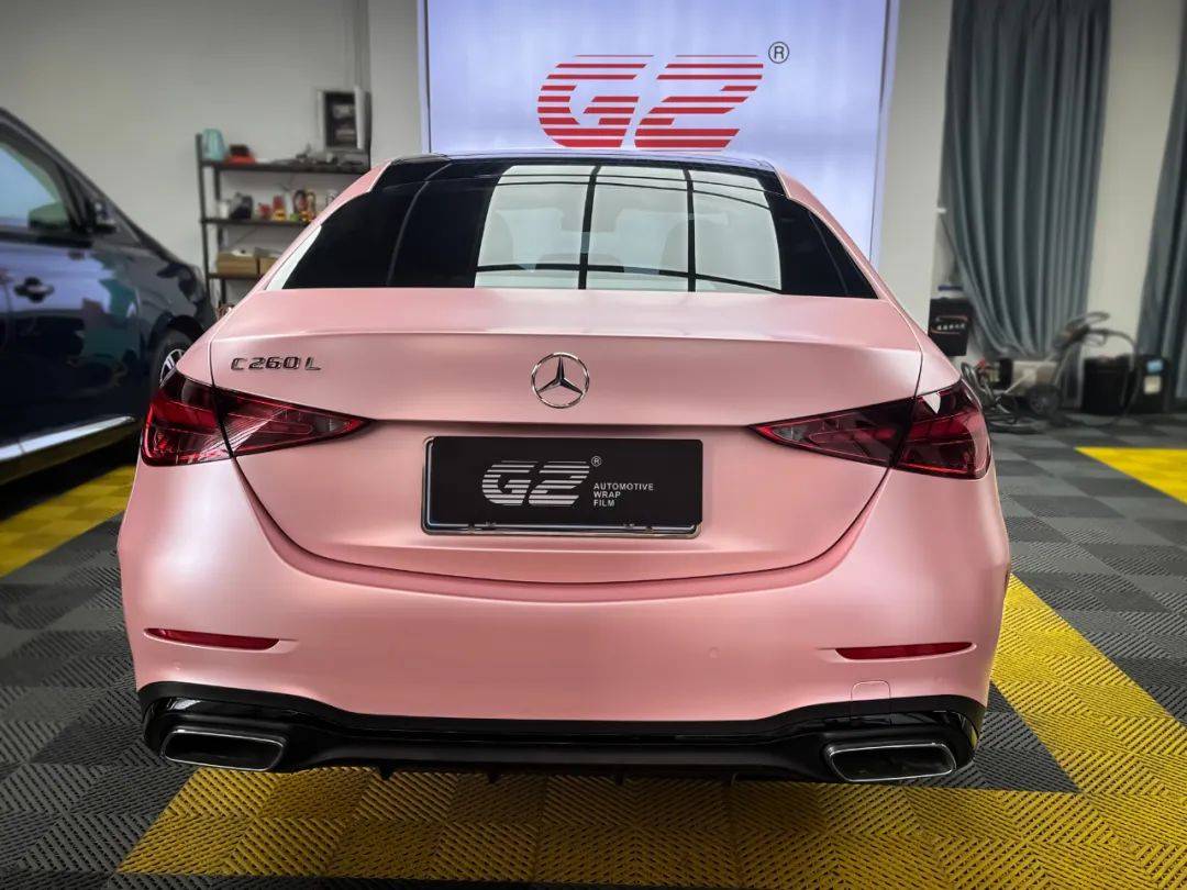 G2改色膜丨奔驰c260l改色电光樱花粉·甜酷飒爽_搜狐汽车_搜狐网