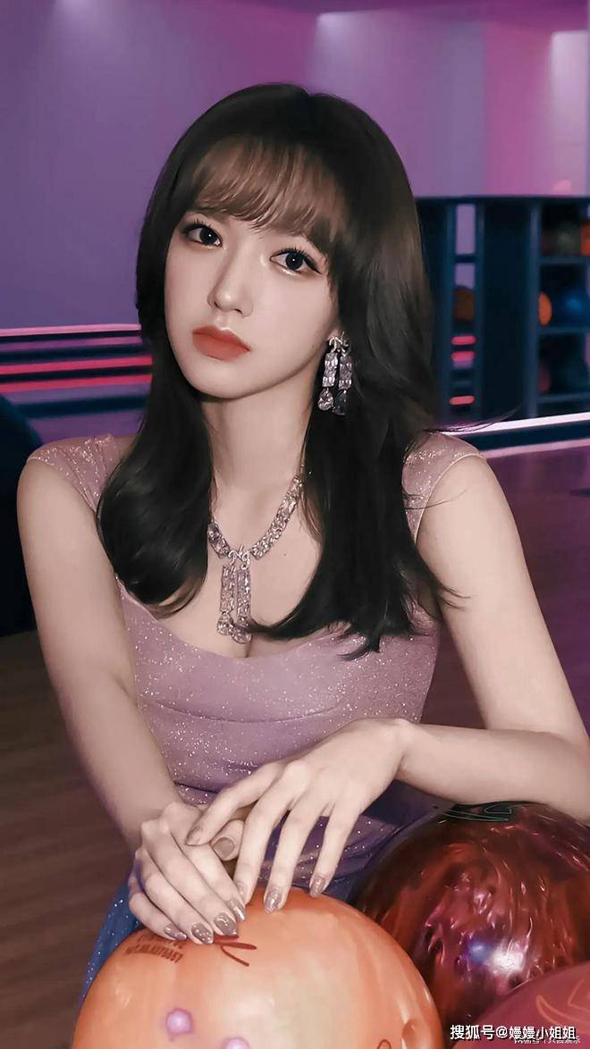 程潇，性感妩媚太饱满了！ -6parkbbs.com