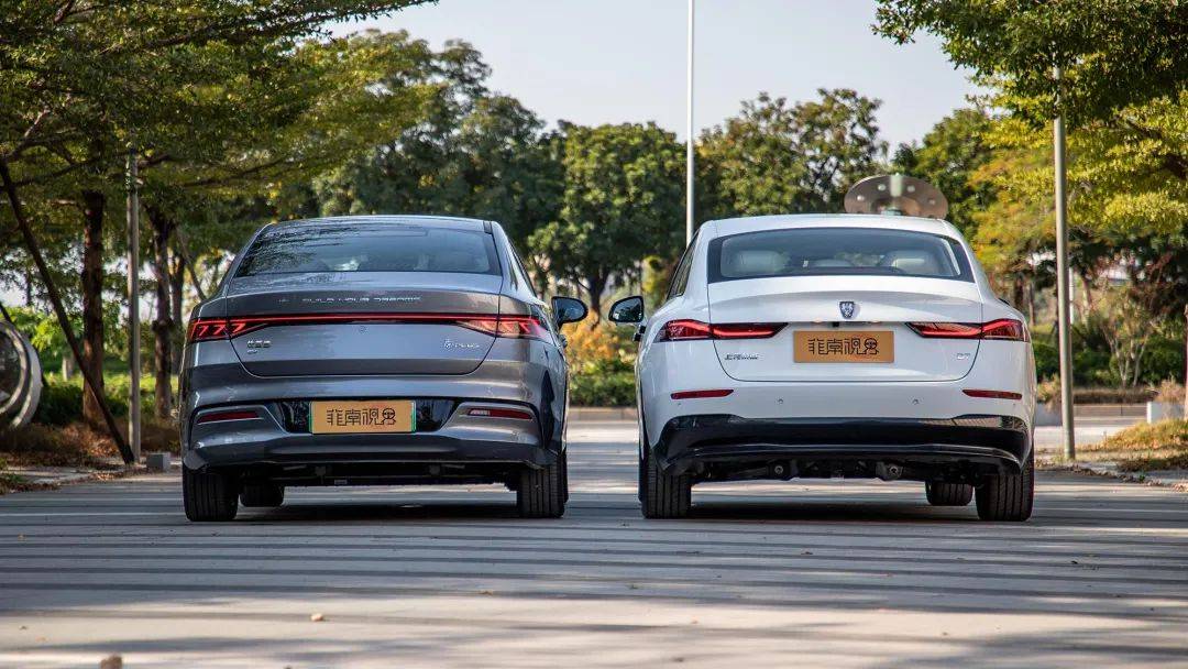 15万纯电家轿，荣威D7和比亚迪秦PLUS EV，谁更值得买？_搜狐汽车_搜狐网