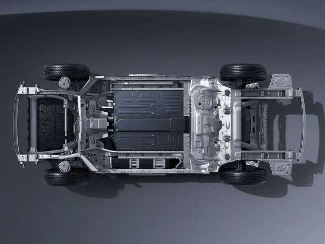 不给其他车企活路，银河L7成首个获得C-NCAP五星认证的电混SUV_搜狐汽车_搜狐网