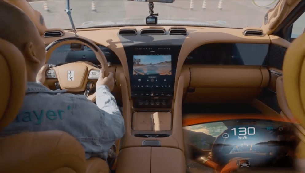 仰望U8测试车时速130km/h主动刹停，比亚迪AEB技术超硬核_搜狐汽车_搜狐网