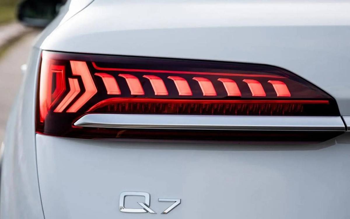 奥迪Q7降价近14万，终端已跌破50万大关，还买国产宝马X5？_搜狐汽车_搜狐网