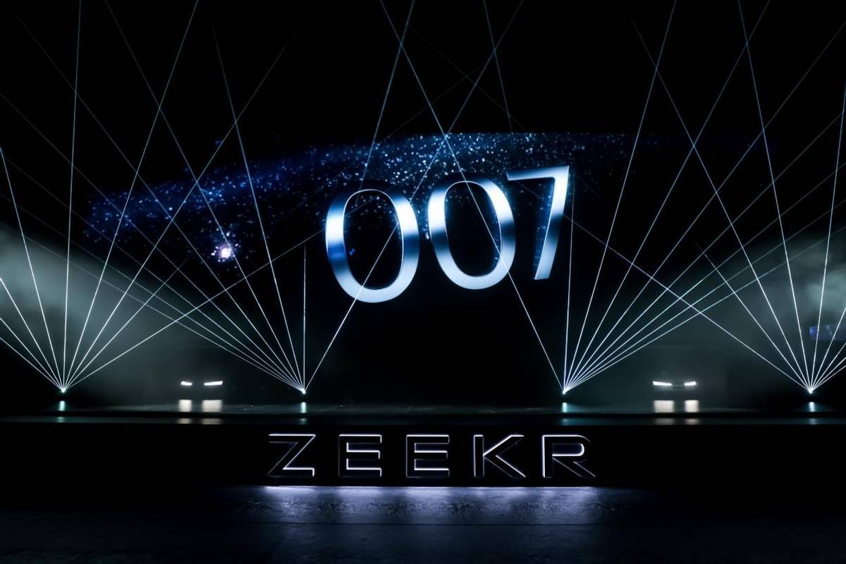 起售20.99万元，800V还有全栈自研，极氪卷王年末掀桌来了_搜狐汽车_搜狐网