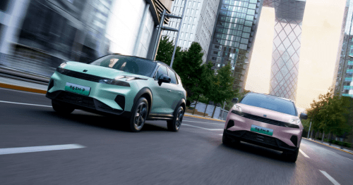 领克06EM-P,经验亮相紧凑型SUV市场_搜狐汽车_搜狐网