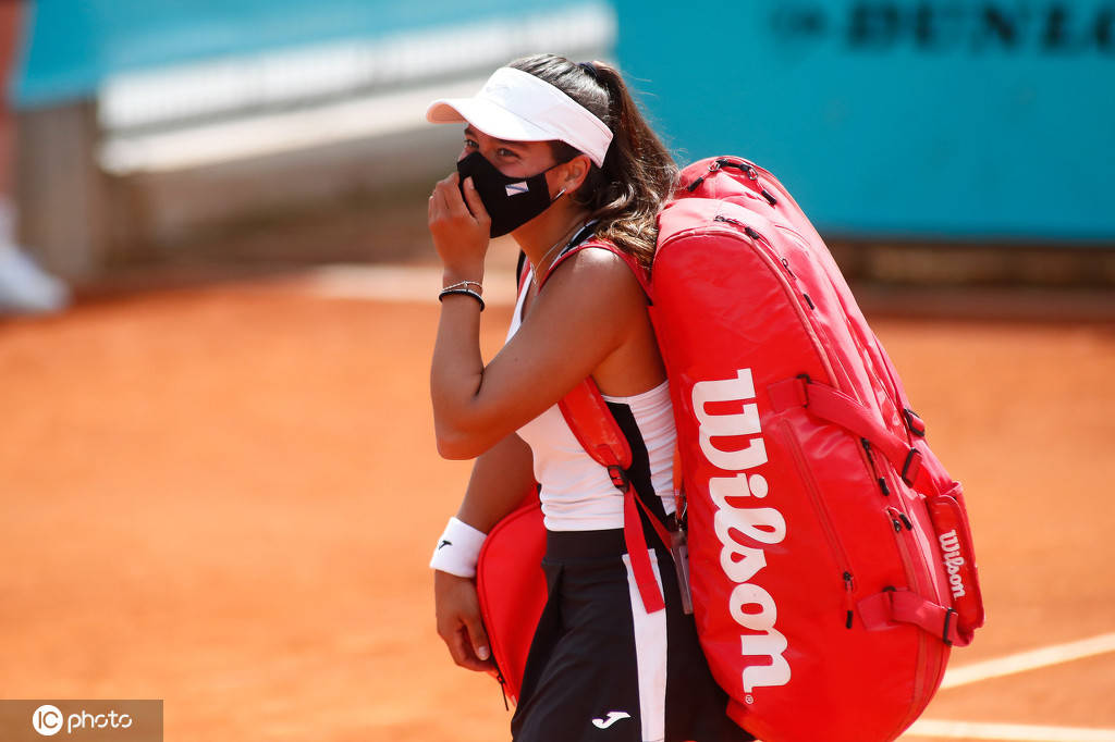 2021年WTA马德里公开赛女单资格赛首轮：萨诺维奇-搜狐大视野-搜狐新闻