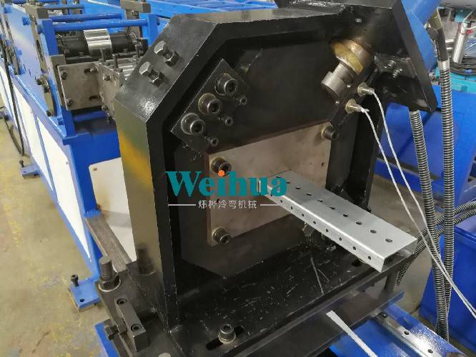 GGD侧片型材设备 炜桦GGD型材设备_生产线