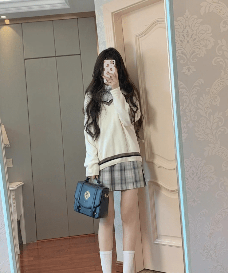 jk的穿搭 yyds-搜狐大视野-搜狐新闻