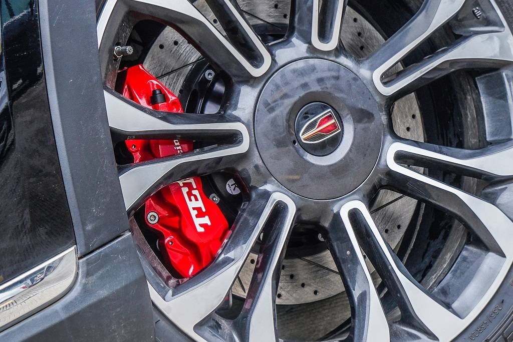 tei刹车卡钳质量如何？红旗HS5刹车改装升级案例_搜狐汽车_搜狐网