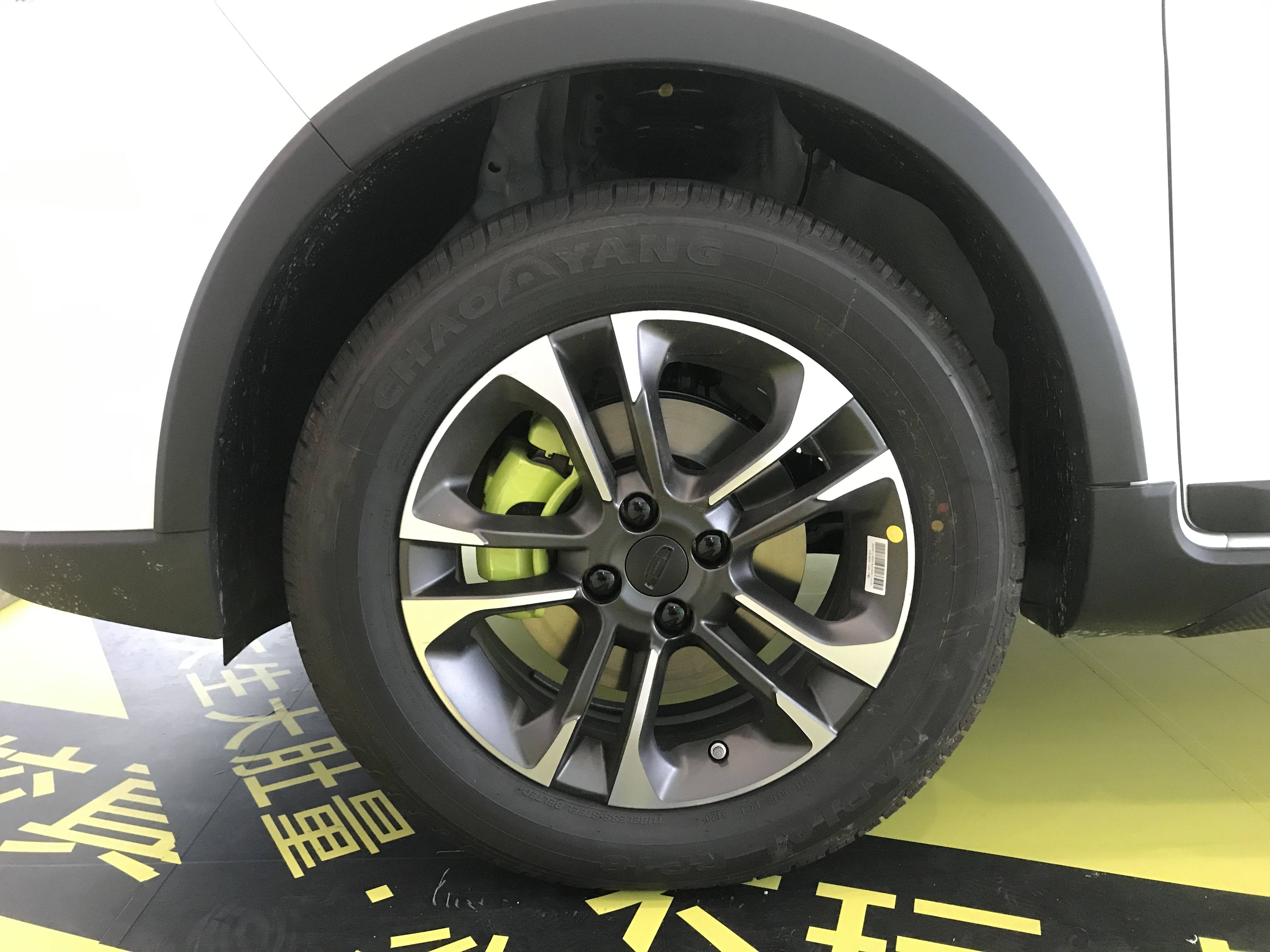 几何EX3丨功夫牛厦门到店 预售5.97万元起_空间