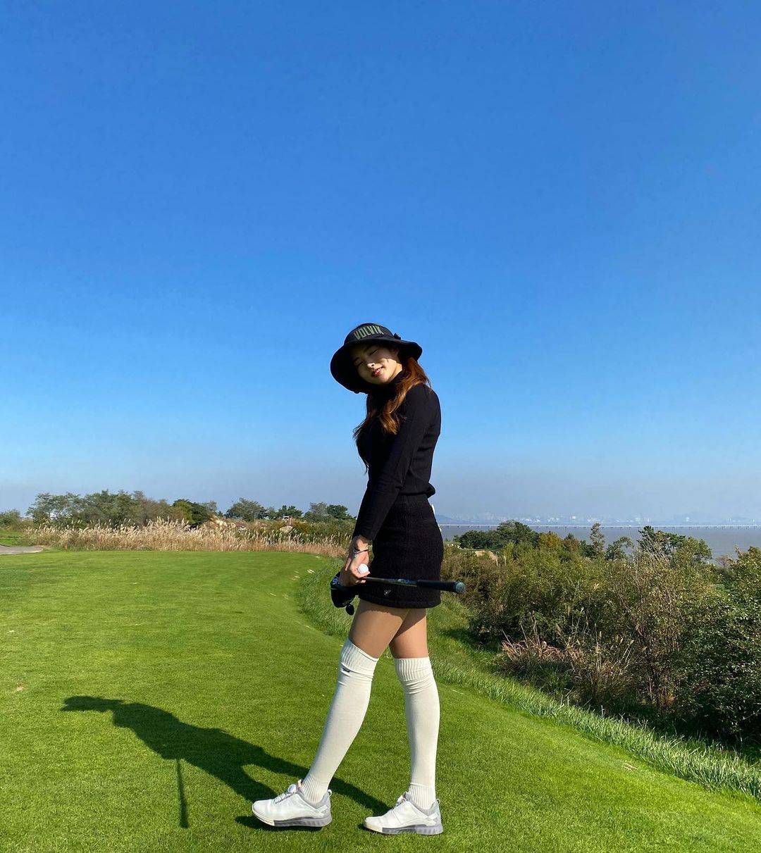 组图：KLPGA美女球员成网红 身高177长腿引舔屏-搜狐大视野-搜狐新闻