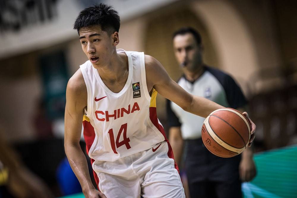 组图：中国U18男篮40分狂胜印度 刘礼嘉双手暴扣-搜狐大视野-搜狐新闻