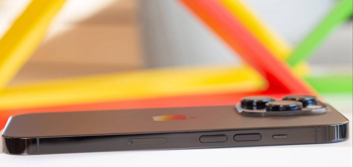 Apple iPhone 14 Pro-搜狐大视野-搜狐新闻