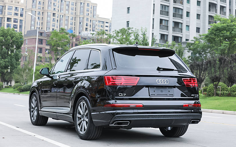 奥迪Q7 黑色 YEECAR隐形车衣 施工+效果展示_搜狐汽车_搜狐网