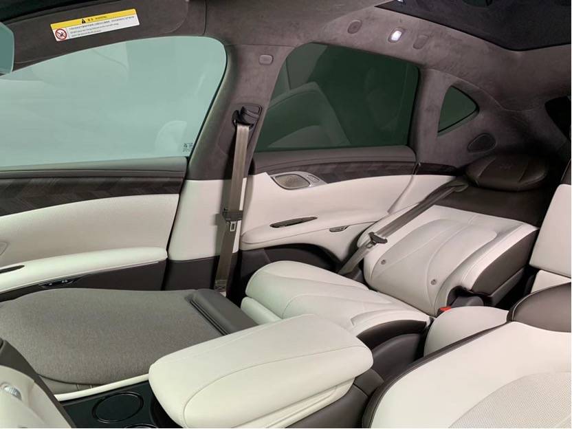 产品力依然很极限，实拍智己LS7_搜狐汽车_搜狐网