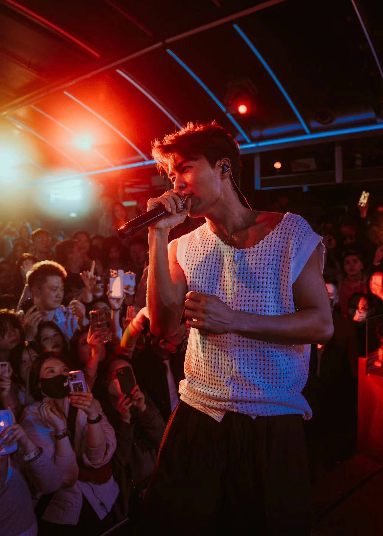 吴克群线下演出状态拉满或将引领Club show新浪潮-搜狐大视野-搜狐新闻