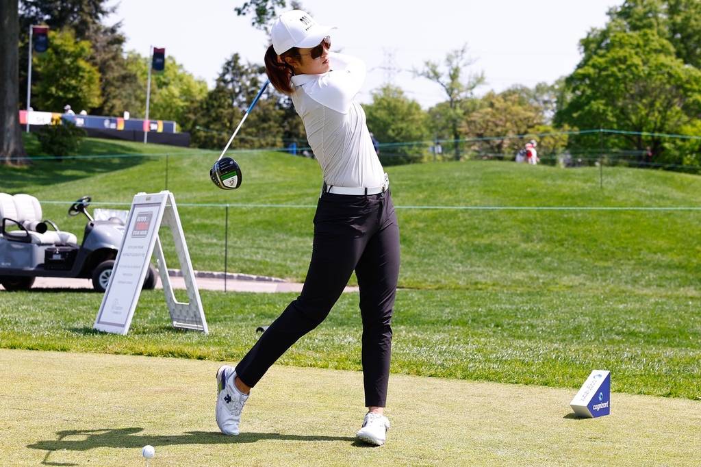 2023年LPGA奠基人杯首轮：中国选手刘钰出战-搜狐大视野-搜狐新闻