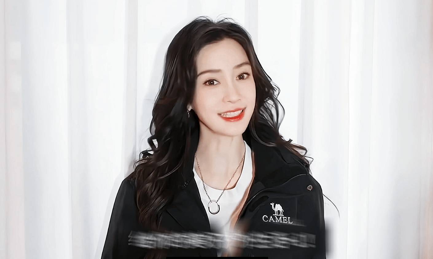 Angelababy风波后首次露面 绽放甜美笑容状态佳-搜狐大视野-搜狐新闻