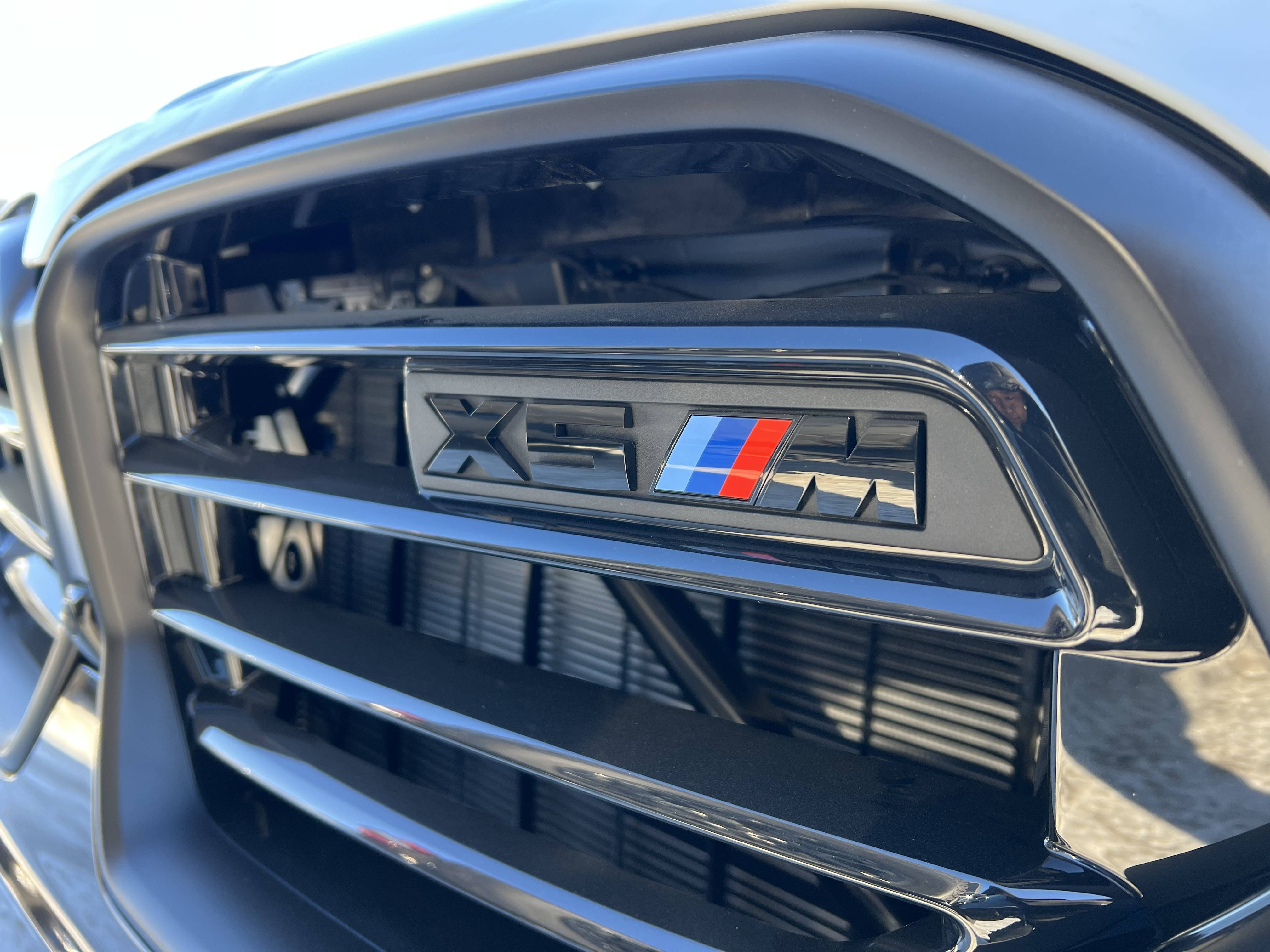 全新一代24款宝马X5M震撼来袭。看看具体变化和配置参数_搜狐汽车_搜狐网