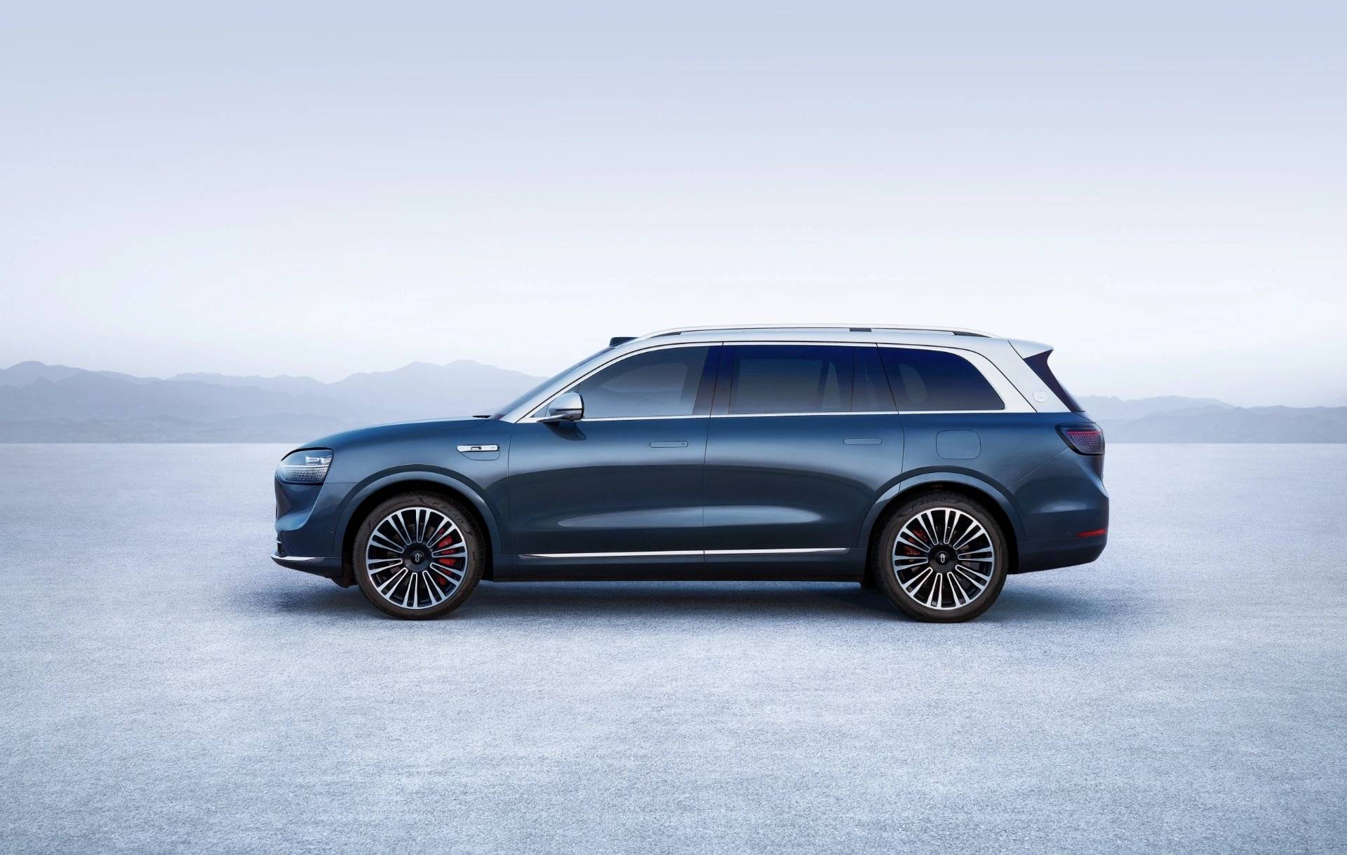 理想L9同级！问界M9正式上市，指导价46.98-56.98万元_搜狐汽车_搜狐网