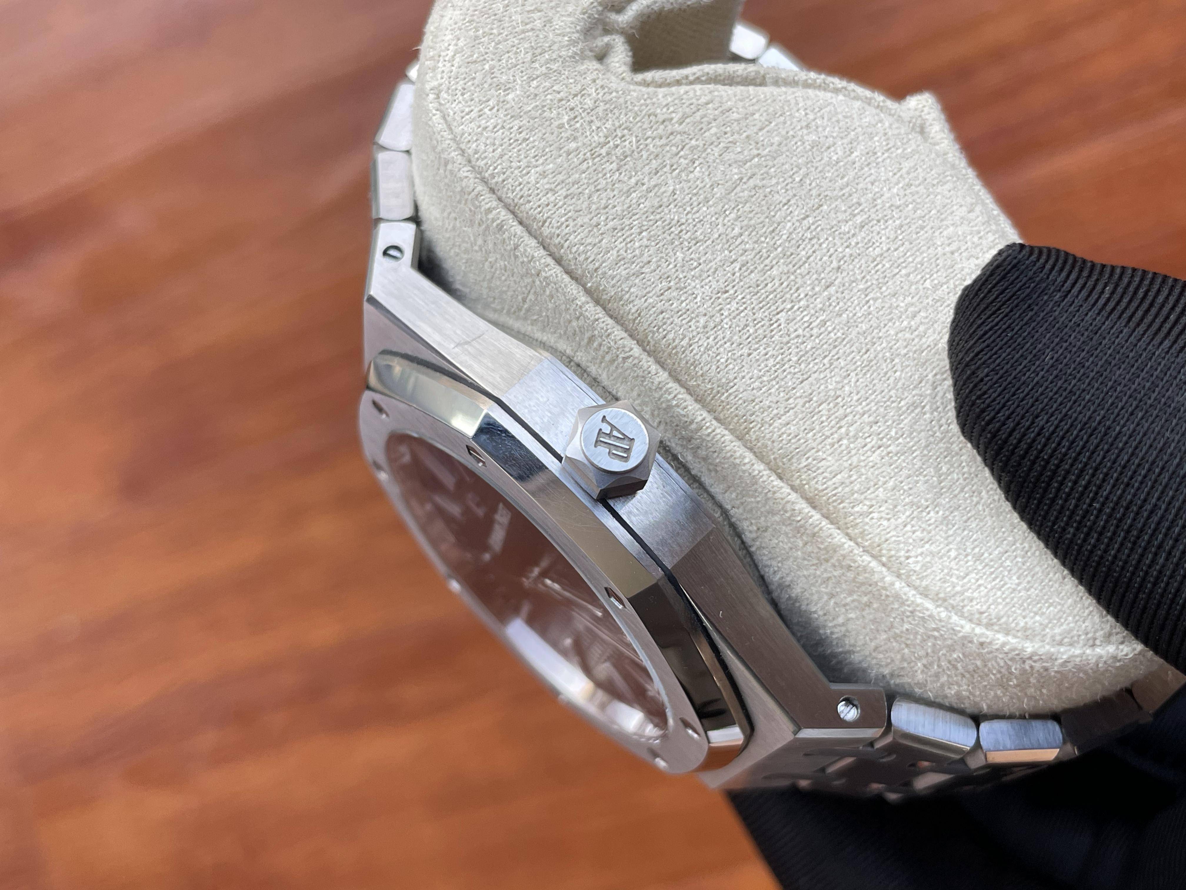 戴上AP和我一起出发，爱彼皇家橡树15400-搜狐大视野-搜狐新闻