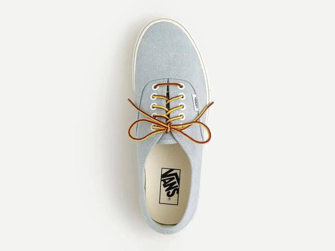 细节全是加州线失传的「那味儿」，J.Crew x Vans 休闲风联名再优秀，却无能扭转品牌破产命运_合作